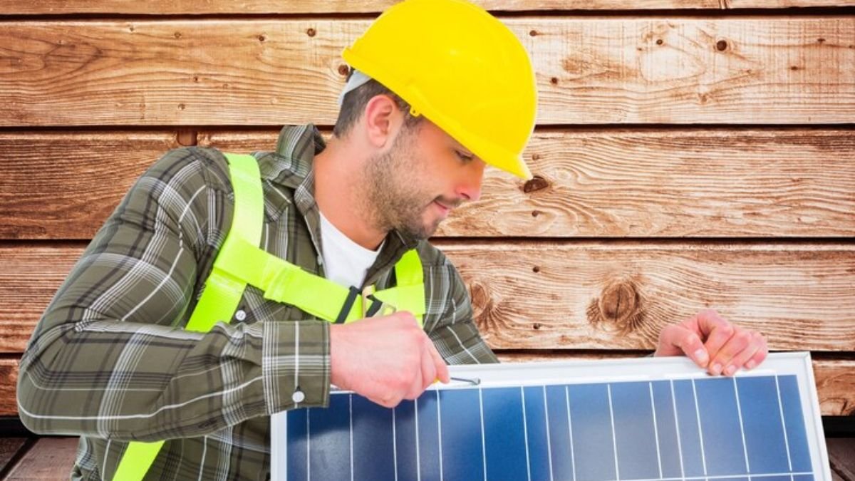 How to Maintain Your System After a Professional Solar Battery ...