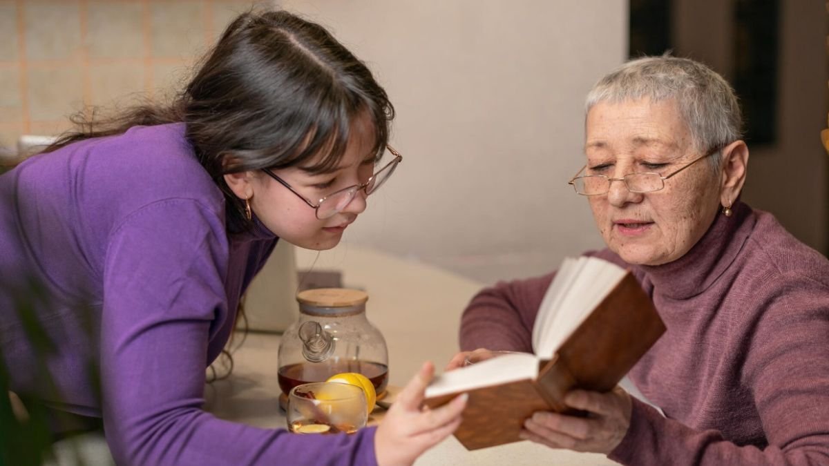 Choosing the Right Memory Support Assistance for Your Loved One ...